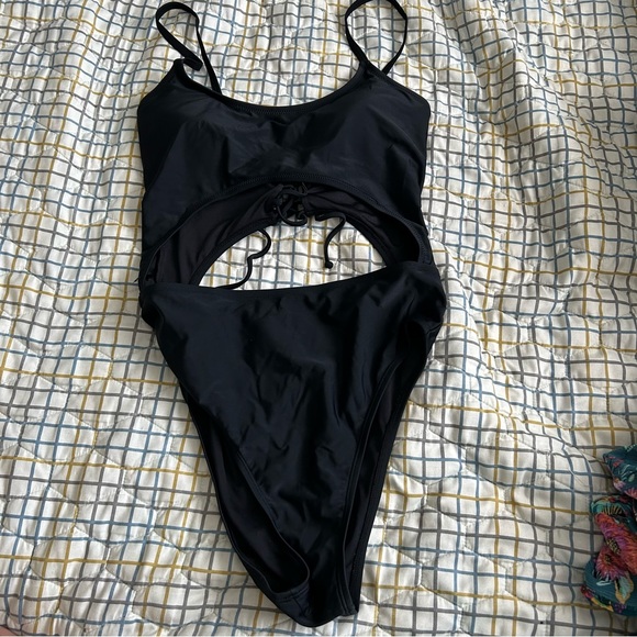 ocean blues | Swim | Ocean Blues Black Cut Out One Piece Swimsuit Large ...